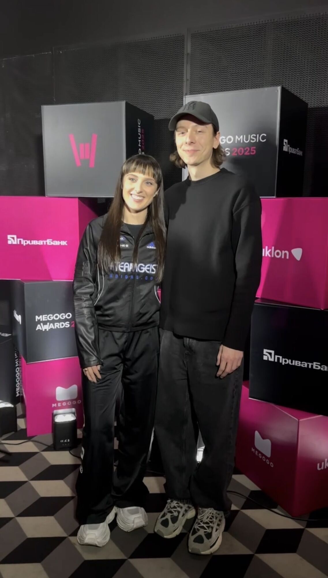 Megogo Music Awards 2025: церемонія, образи зірок і перші переможці ...