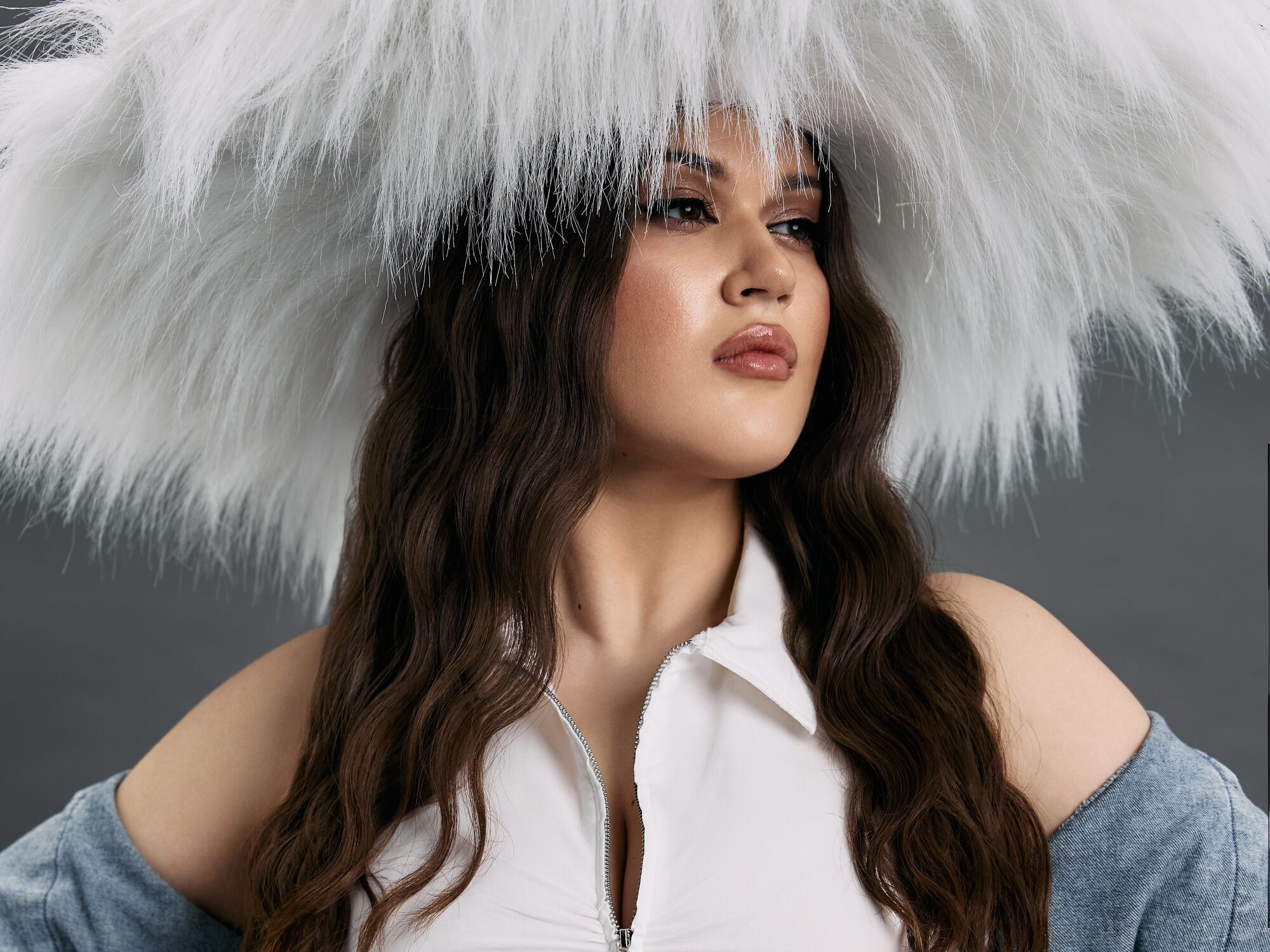 Премьера от Bonni Shine: песня о чудесах, живущих в сердце - Life - StopCor