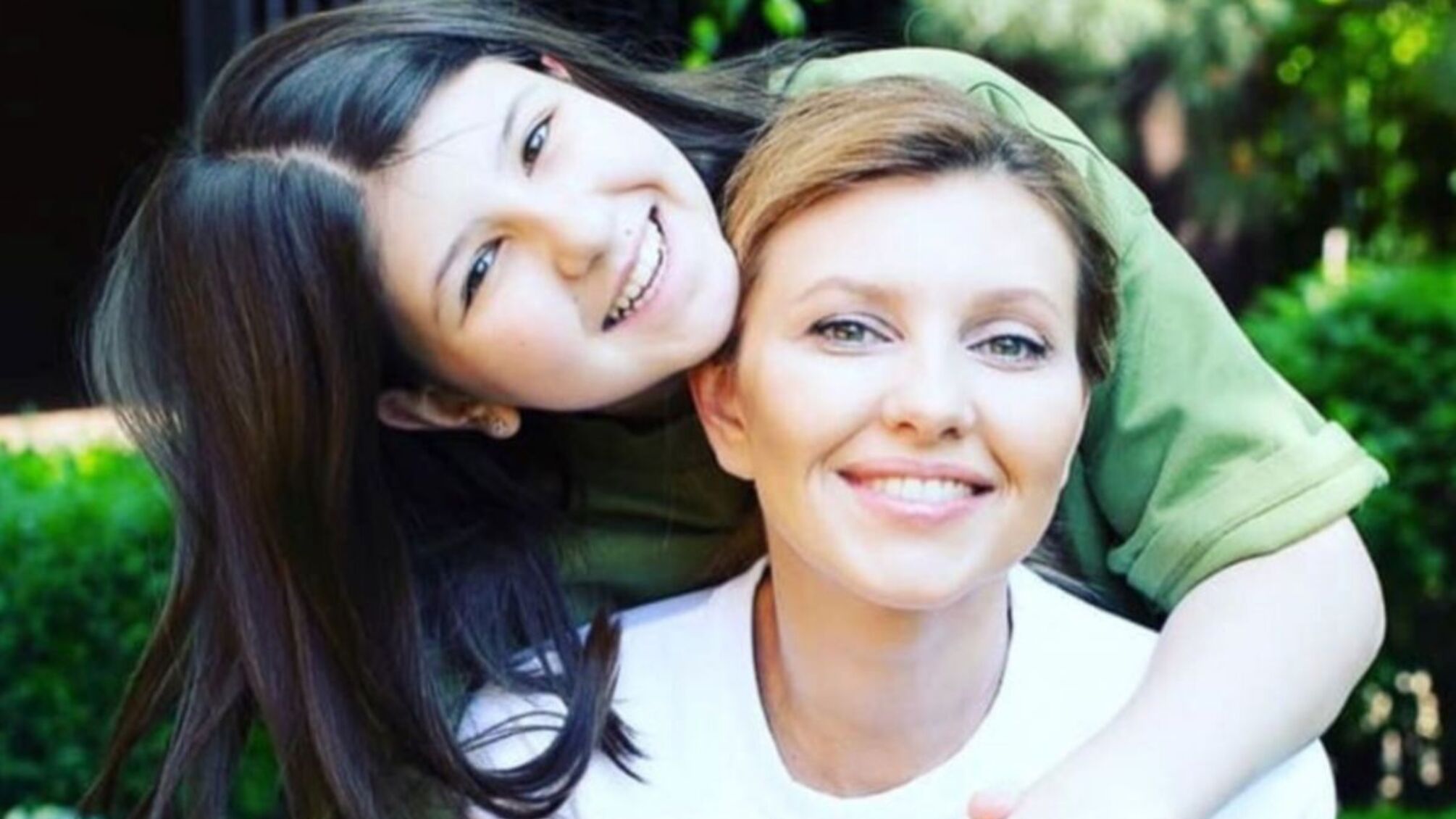 Елена Зеленская впервые рассказала о бойфренде 19-летней дочери - Life - StopCor