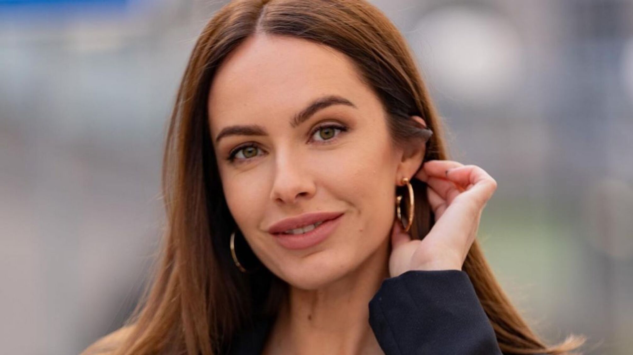 Друга дружина Остапчука одягнула камуфляж і переночувала у бліндажі - Life - StopCor