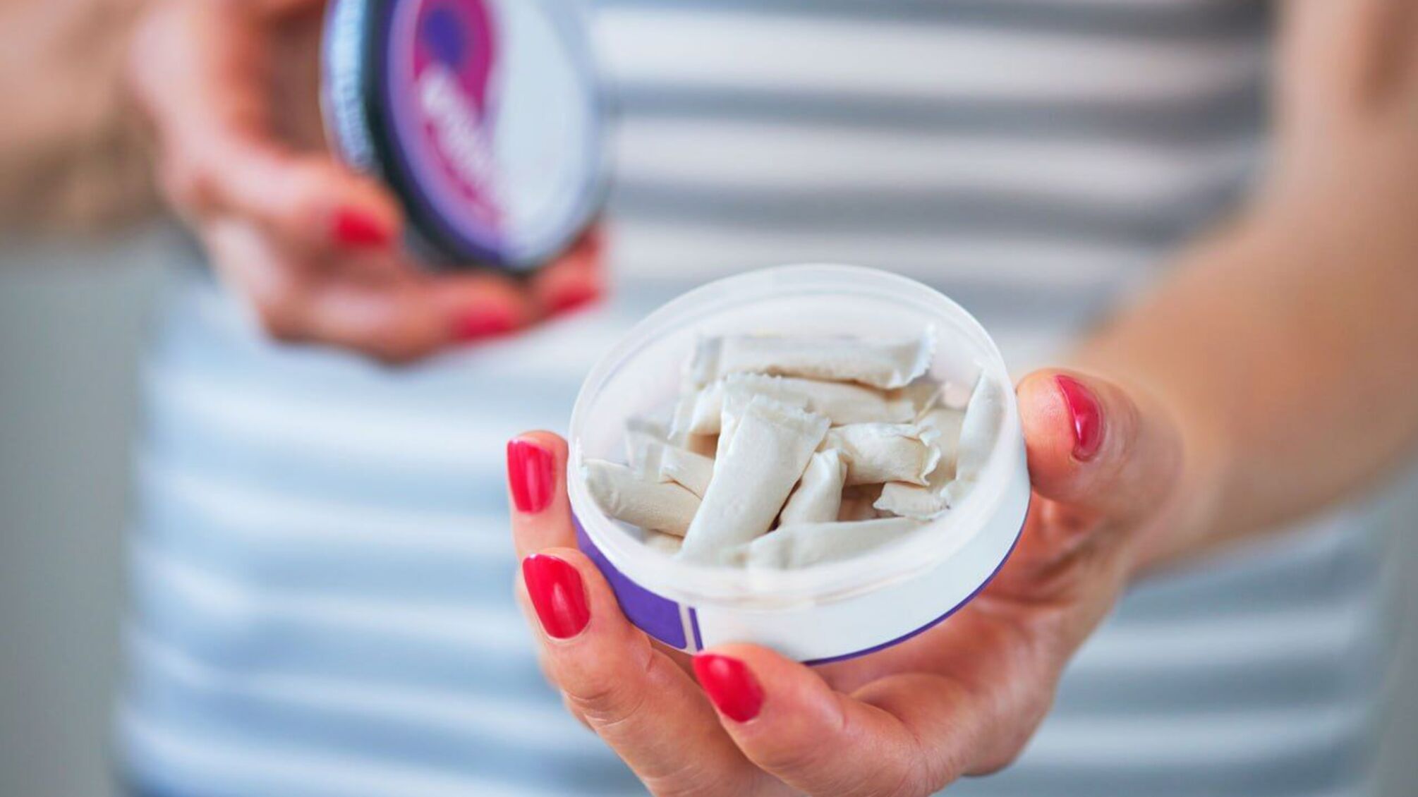 Ініціатива Безуглої: заборона нікотинових паучів викликала обурення на фронті - Політика - StopCor